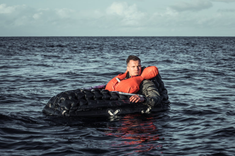 SURVITEC’S SINGLE SEAT LIFERAFT RECEIVES US NAVY DESIGNATION FOR F/A-18 ...